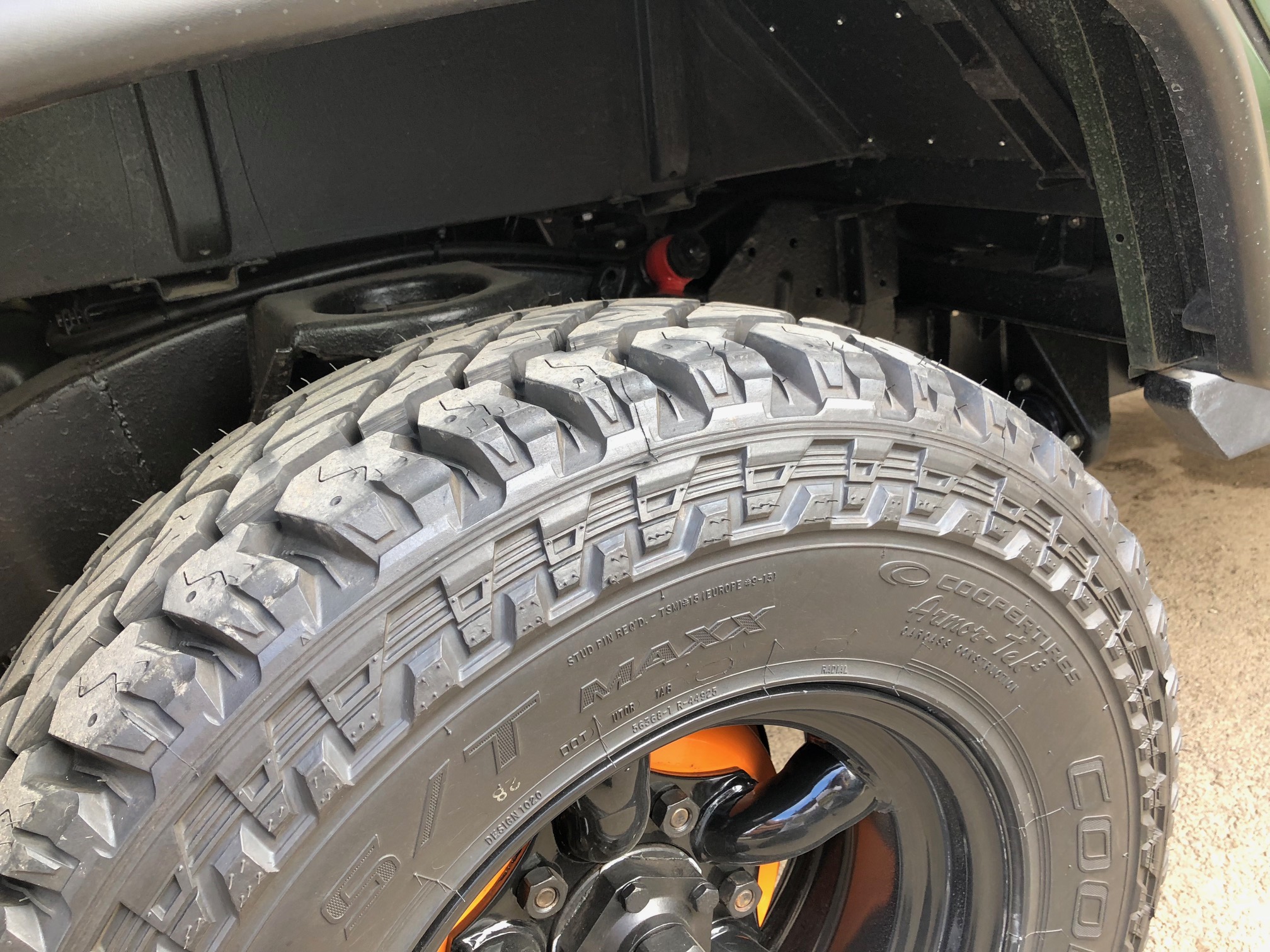 Buzzweld Base Colour, + Resin+ Lacquer Aerosols.