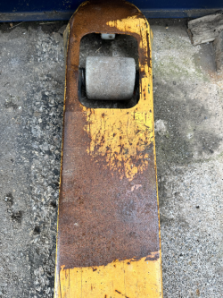 Rust Converter, Chassis Paint, Rustproofing, Sound Deadening Buzzweld ...