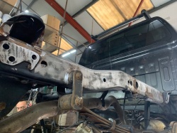 Nissan Navara Underbody chassis Rustproofing