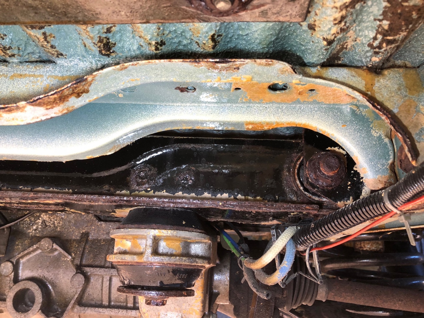 Clear Rustproofing | Transparent Underbody Protection